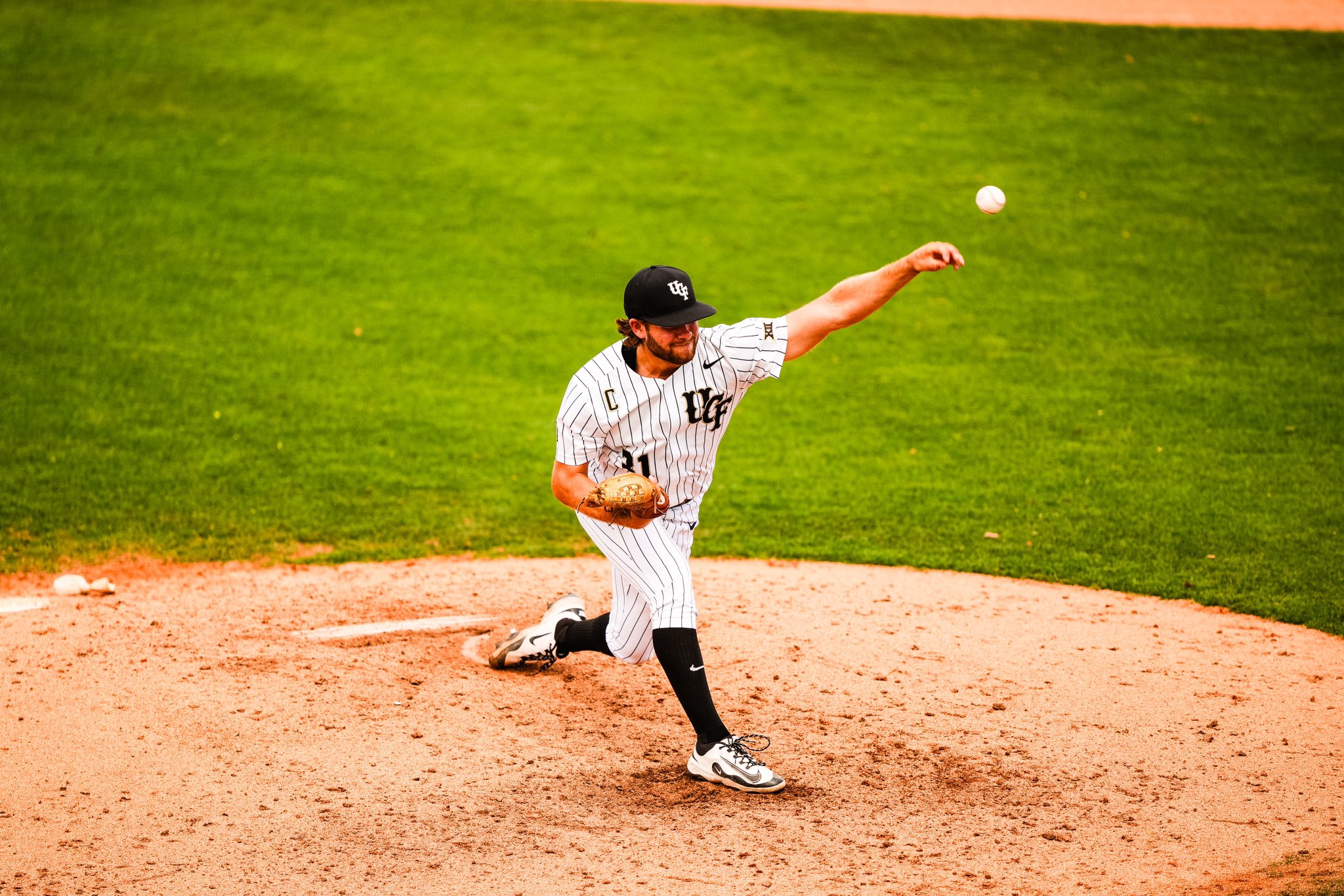 UCF Baseball Drops Series Finale to No. 10 West Virginia - FL Teams