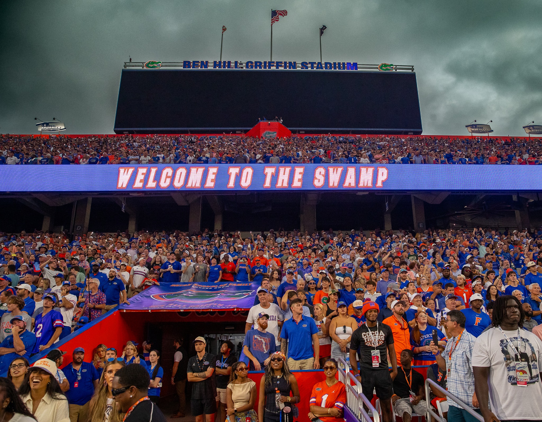 PHOTOS: USF Football Takes Over The Swamp - FL Teams